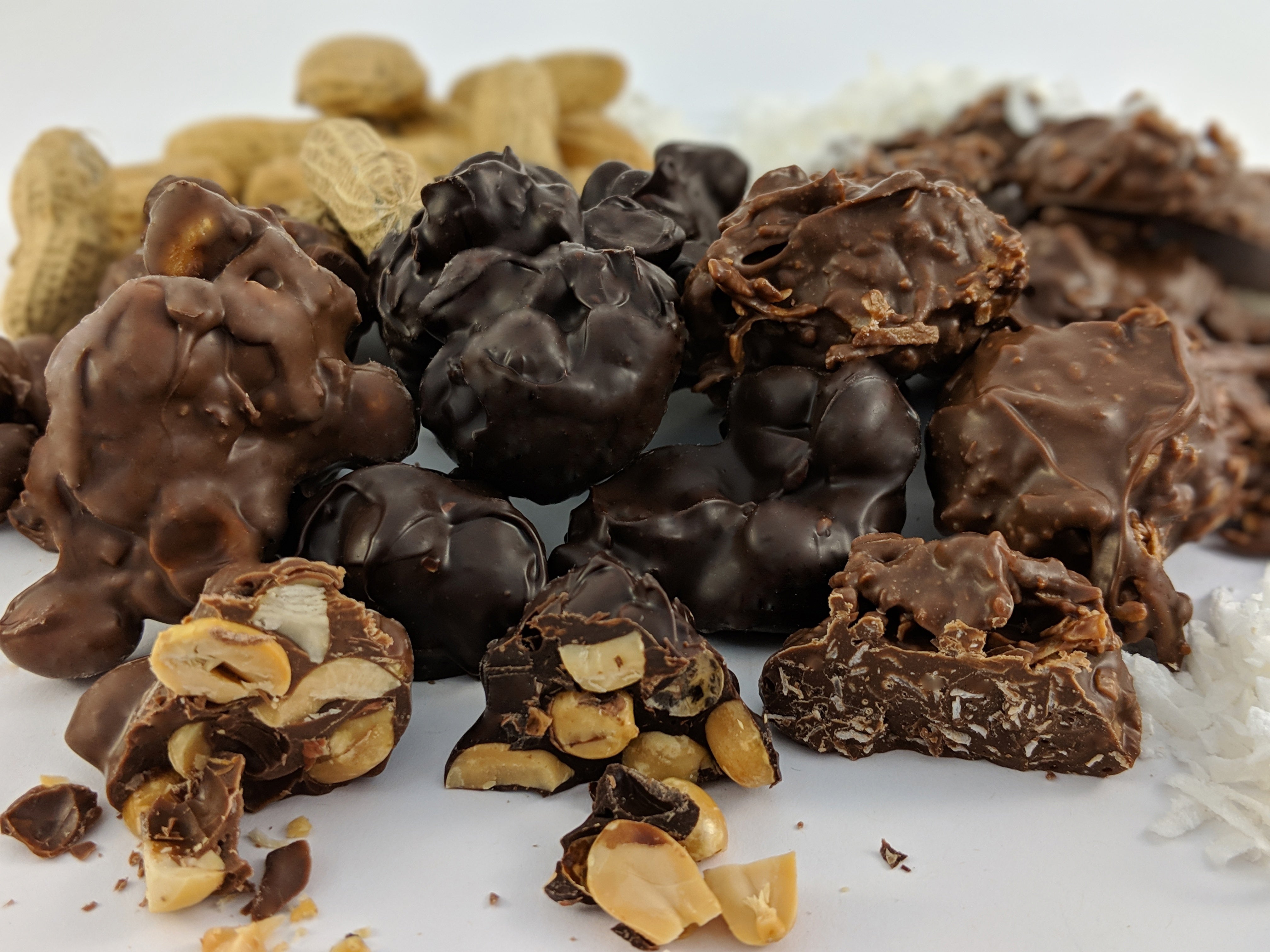 CLUSTERS – Pulakos Chocolates